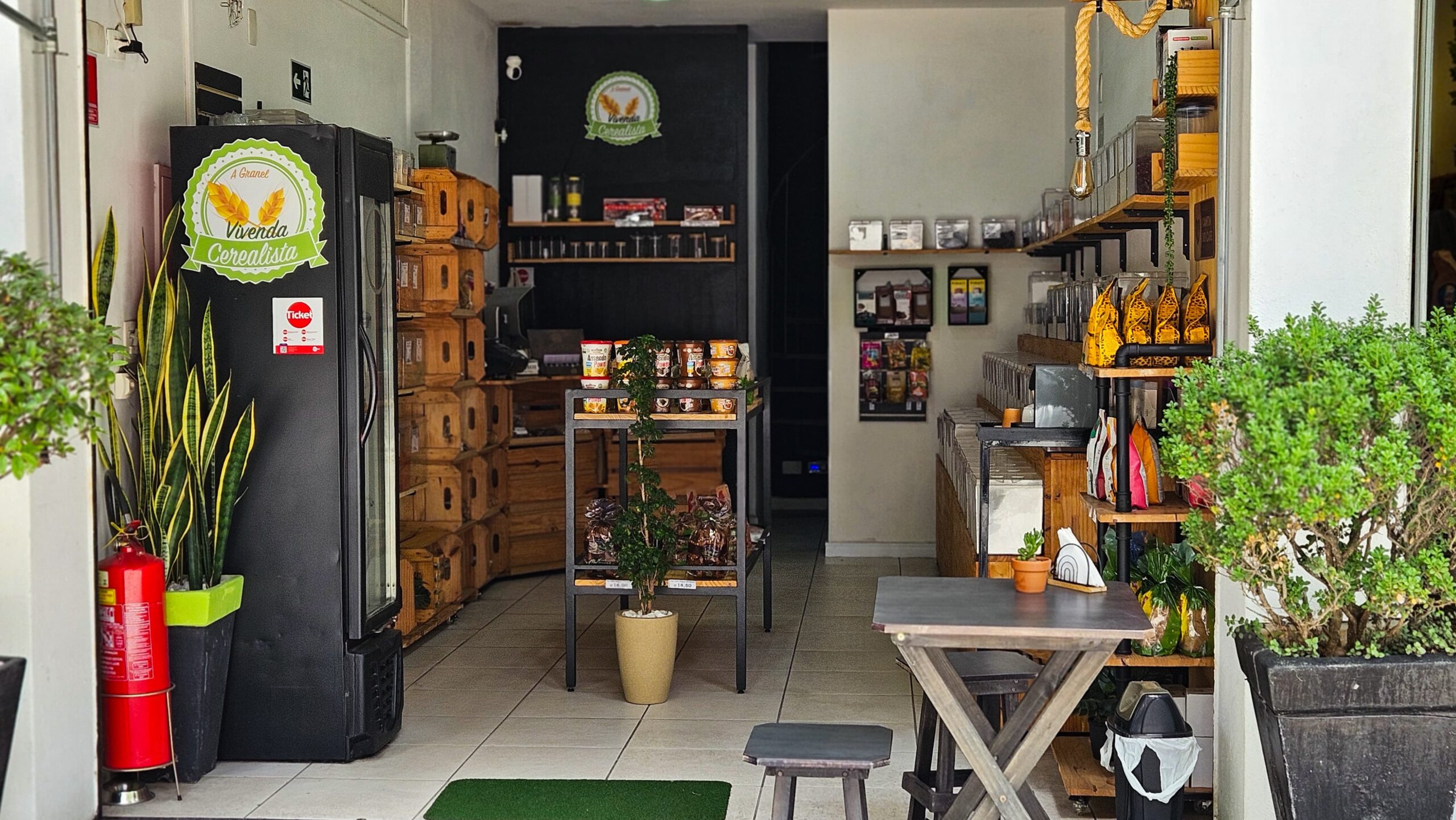 URGENTE – Passo Ponto Comercial Montado – Pronto para Assumir! - Passo ...